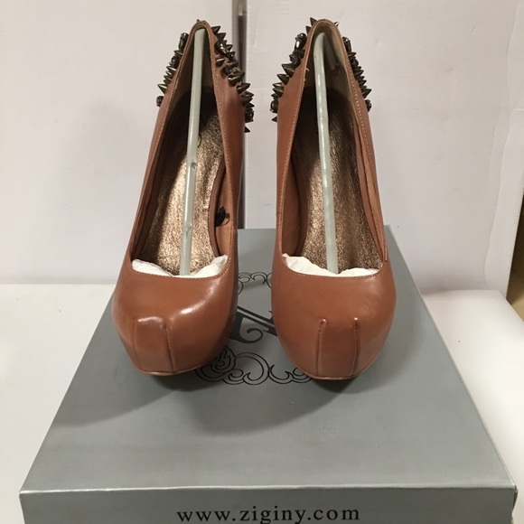 zigi | Shoes | Zigi Sly Spiked Womens High Heel Pumps | Poshmark